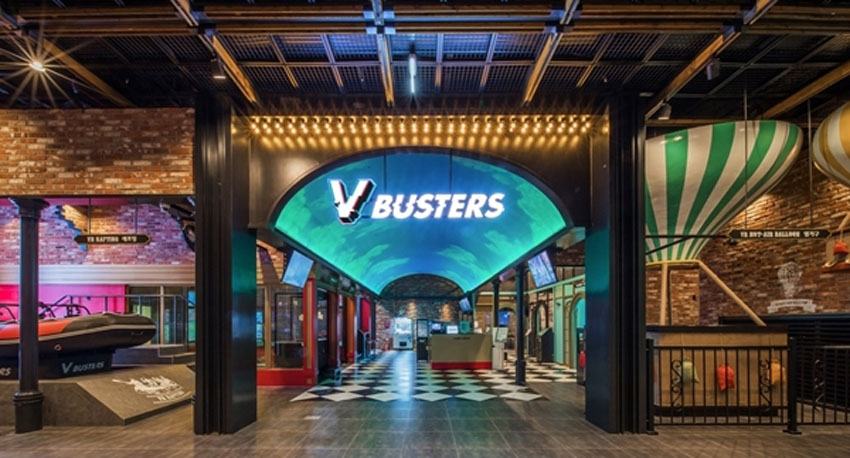 웹툰 속에 들어갈 수 있게 됐다..CGV용산, ‘VR툰’ 도입 | NTD Korea